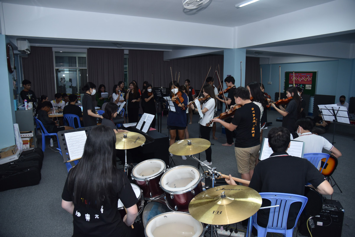 Music / Arts | East-West International School